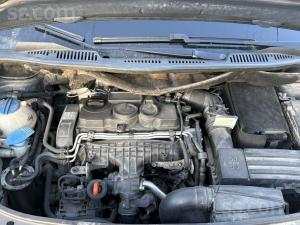 Melns Volkswagen Touran 2010 Liepāja, ar dzinēja tilpumu 2.00 L un nobraukumu 272 tūkst. km par 3500 €, foto 12 vietnē AUTOMOTO.COM.LV