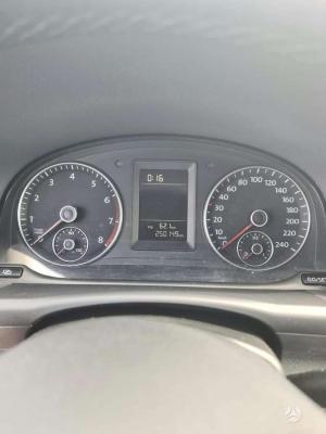 Melns Volkswagen Touran 2010 Kauņa, ar dzinēja tilpumu 1.39 L un nobraukumu 250 tūkst. km par 3700 €, foto 10 vietnē AUTOMOTO.COM.LV