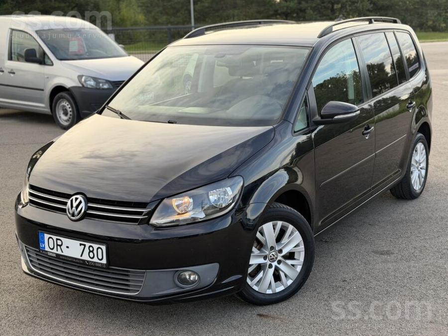 Melns Volkswagen Touran 2010 Ogre, ar dzinēja tilpumu 2.00 L un nobraukumu 192 tūkst. km par 7200 €, foto 4 vietnē AUTOMOTO.COM.LV