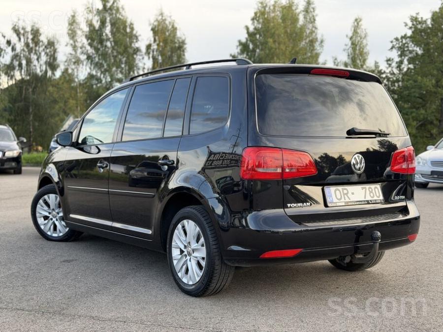 Melns Volkswagen Touran 2010 Ogre, ar dzinēja tilpumu 2.00 L un nobraukumu 192 tūkst. km par 7200 €, foto 7 vietnē AUTOMOTO.COM.LV