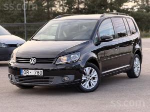 Melns Volkswagen Touran 2010 Ogre, ar dzinēja tilpumu 2.00 L un nobraukumu 192 tūkst. km par 7200 €, foto 10 vietnē AUTOMOTO.COM.LV