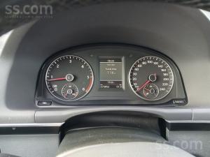 Black Volkswagen Touran 2010 in Saldus, with an engine capacity of 2.00 L and mileage of 275 thousand km for 5400 €, photo 13 on AUTOMOTO.COM.LV