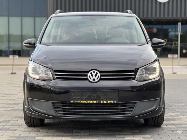 Melns Volkswagen Touran 2010 Šauļi, ar dzinēja tilpumu 1.60 L un nobraukumu 254 tūkst. km par 5400 €, foto 4 vietnē AUTOMOTO.COM.LV