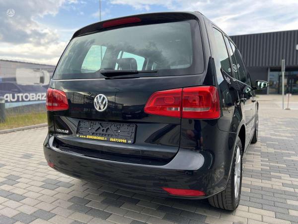 Melns Volkswagen Touran 2010 Šauļi, ar dzinēja tilpumu 1.60 L un nobraukumu 254 tūkst. km par 5400 €, foto 9 vietnē AUTOMOTO.COM.LV