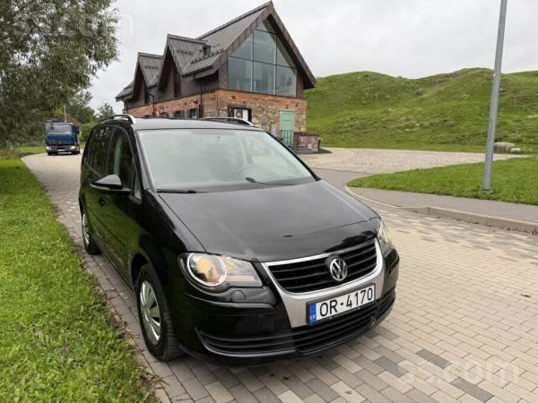 Фольксваген Туран 2010 в Резекне на AUTOMOTO.COM.LV Черный Фольксваген Туран 2010 в Резекне, объемом двигателя 1.40 л и пробегом 0 тыс. км за 4250 €, фото 11 на AUTOMOTO.COM.LV