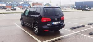 Melns Volkswagen Touran 2011 Rīga, ar dzinēja tilpumu 2.00 L un nobraukumu 250 tūkst. km par 4950 €, foto 5 vietnē AUTOMOTO.COM.LV