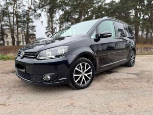 Black Volkswagen Touran 2011 in Vilnius, with an engine capacity of 1.60 L and mileage of 277 thousand km for 4500 €, photo  on AUTOMOTO.COM.LV