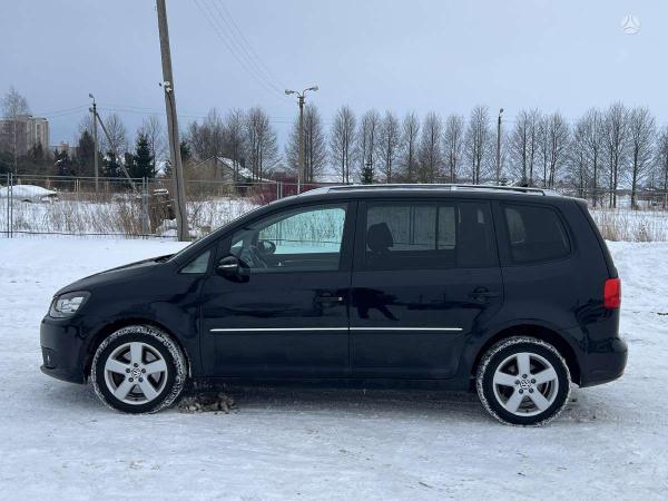 Melns Volkswagen Touran 2011 Kėdainiai, ar dzinēja tilpumu 1.97 L un nobraukumu 255 tūkst. km par 6499 €, foto 6 vietnē AUTOMOTO.COM.LV