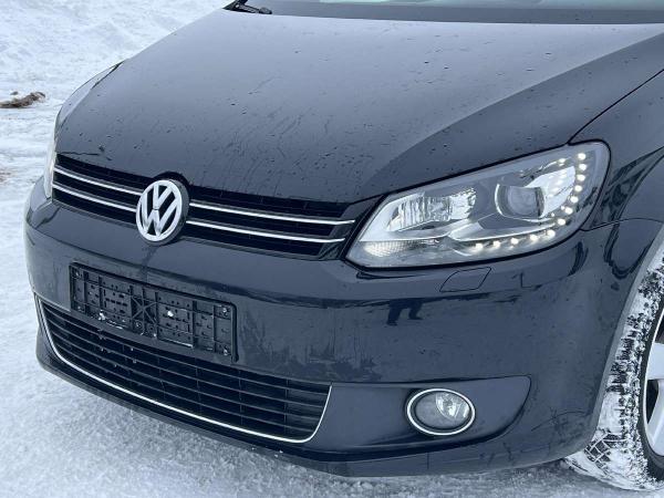 Melns Volkswagen Touran 2011 Kėdainiai, ar dzinēja tilpumu 1.97 L un nobraukumu 255 tūkst. km par 6499 €, foto 8 vietnē AUTOMOTO.COM.LV
