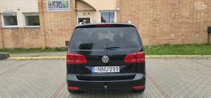 Black Volkswagen Touran 2011 in Anyksciai, with an engine capacity of 1.60 L and mileage of 225 thousand km for 6150 €, photo 8 on AUTOMOTO.COM.LV