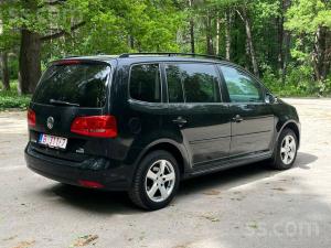 Melns Volkswagen Touran 2011 Rīga, ar dzinēja tilpumu 1.40 L un nobraukumu 0 tūkst. km par 4799 €, foto 6 vietnē AUTOMOTO.COM.LV