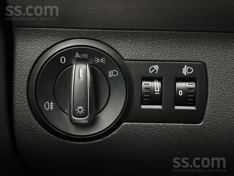 Melns Volkswagen Touran 2011 Rīga, ar dzinēja tilpumu 1.40 L un nobraukumu 0 tūkst. km par 4799 €, foto 15 vietnē AUTOMOTO.COM.LV