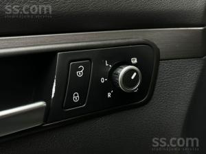 Melns Volkswagen Touran 2011 Rīga, ar dzinēja tilpumu 1.40 L un nobraukumu 0 tūkst. km par 4799 €, foto 16 vietnē AUTOMOTO.COM.LV