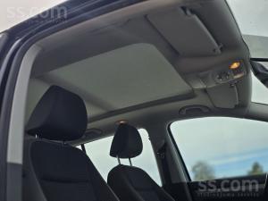 Black Volkswagen Touran 2011 in Liepaja, with an engine capacity of 1.20 L and mileage of 213 thousand km for 4750 €, photo 17 on AUTOMOTO.COM.LV