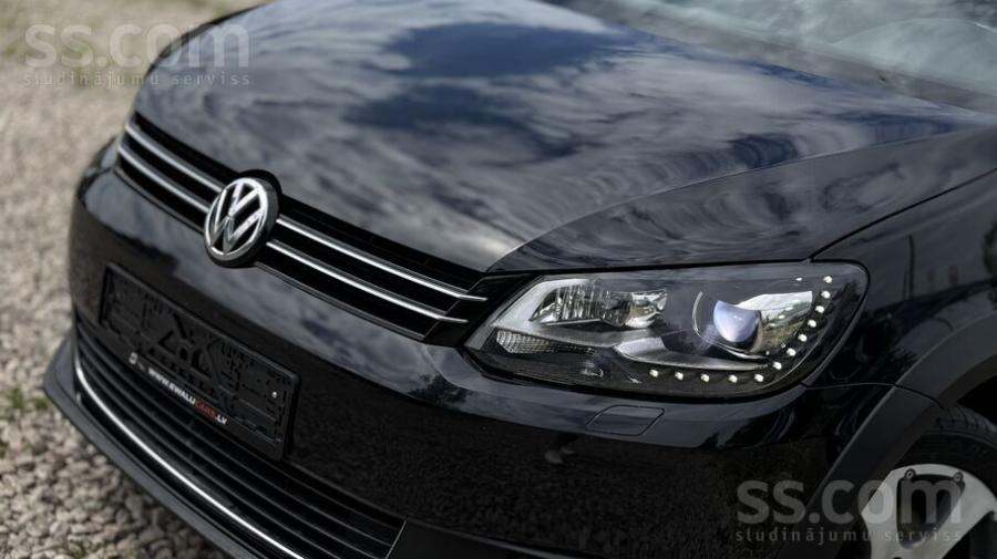 Melns Volkswagen Touran 2011 Rīga, ar dzinēja tilpumu 1.60 L un nobraukumu 242 tūkst. km par 7490 €, foto 6 vietnē AUTOMOTO.COM.LV