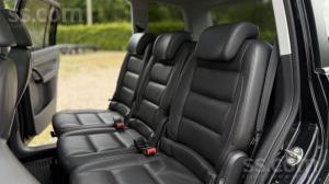 Melns Volkswagen Touran 2011 Rīga, ar dzinēja tilpumu 1.60 L un nobraukumu 242 tūkst. km par 7490 €, foto 11 vietnē AUTOMOTO.COM.LV