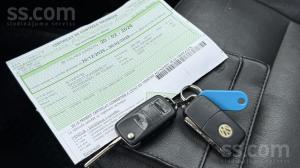 Melns Volkswagen Touran 2011 Rīga, ar dzinēja tilpumu 1.60 L un nobraukumu 242 tūkst. km par 7490 €, foto 15 vietnē AUTOMOTO.COM.LV