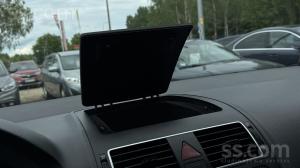 Melns Volkswagen Touran 2011 Rīga, ar dzinēja tilpumu 1.60 L un nobraukumu 242 tūkst. km par 7490 €, foto 16 vietnē AUTOMOTO.COM.LV