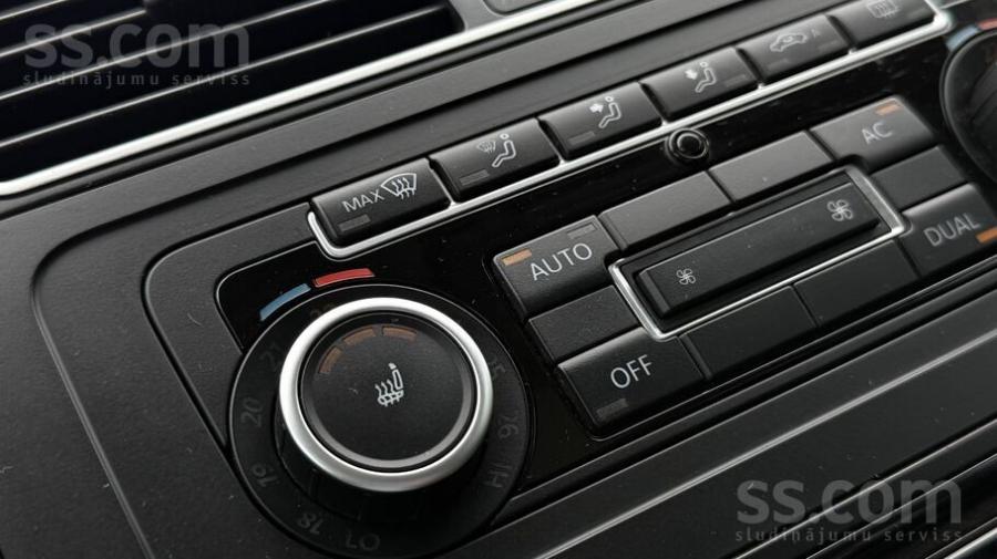 Melns Volkswagen Touran 2011 Rīga, ar dzinēja tilpumu 1.60 L un nobraukumu 242 tūkst. km par 7490 €, foto 18 vietnē AUTOMOTO.COM.LV
