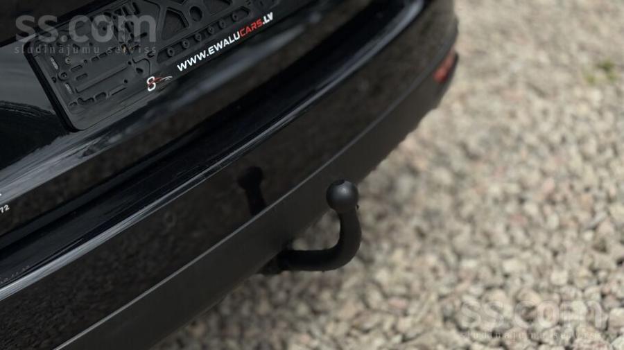 Melns Volkswagen Touran 2011 Rīga, ar dzinēja tilpumu 1.60 L un nobraukumu 242 tūkst. km par 7490 €, foto 27 vietnē AUTOMOTO.COM.LV