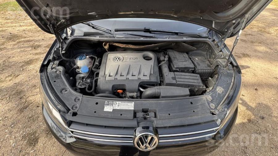 Melns Volkswagen Touran 2011 Daugavpils, ar dzinēja tilpumu 1.60 L un nobraukumu 260 tūkst. km par 5450 €, foto 18 vietnē AUTOMOTO.COM.LV