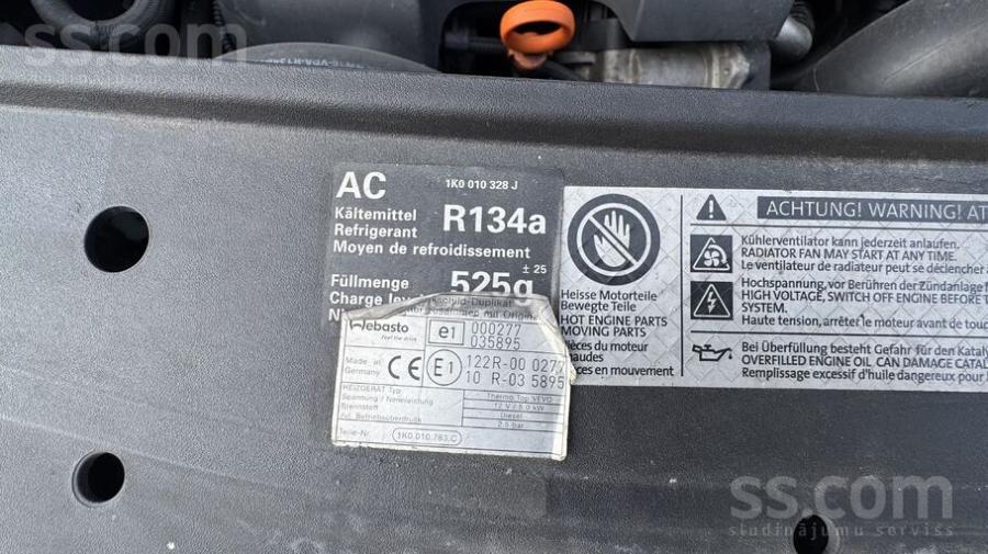 Melns Volkswagen Touran 2011 Daugavpils, ar dzinēja tilpumu 1.60 L un nobraukumu 260 tūkst. km par 5450 €, foto 19 vietnē AUTOMOTO.COM.LV