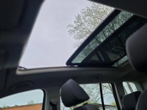 Melns Volkswagen Touran 2011 Grobiņa, ar dzinēja tilpumu 1.20 L un nobraukumu 213 tūkst. km par 4750 €, foto 25 vietnē AUTOMOTO.COM.LV