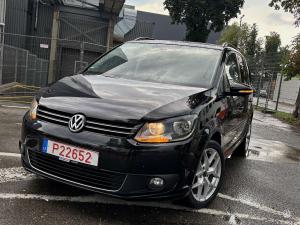 Melns Volkswagen Touran 2011 Kauņa, ar dzinēja tilpumu 1.60 L un nobraukumu 233 tūkst. km par 6100 €, foto 6 vietnē AUTOMOTO.COM.LV