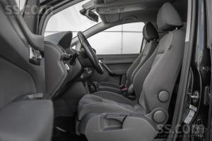 Black Volkswagen Touran 2011 in Riga, with an engine capacity of 2.00 L and mileage of 319 thousand km for 5490 €, photo 10 on AUTOMOTO.COM.LV