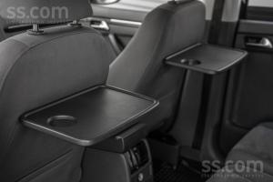 Black Volkswagen Touran 2011 in Riga, with an engine capacity of 2.00 L and mileage of 319 thousand km for 5490 €, photo 13 on AUTOMOTO.COM.LV
