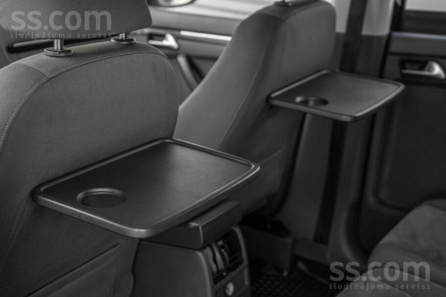 Black Volkswagen Touran 2011 in Riga, with an engine capacity of 2.00 L and mileage of 319 thousand km for 5490 €, photo 13 on AUTOMOTO.COM.LV