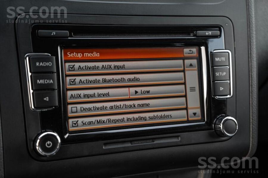 Black Volkswagen Touran 2011 in Riga, with an engine capacity of 2.00 L and mileage of 319 thousand km for 5490 €, photo 24 on AUTOMOTO.COM.LV