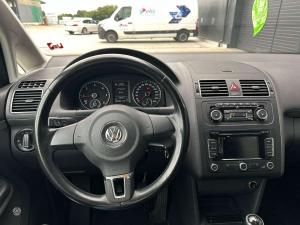 Melns Volkswagen Touran 2011 Klaipėda, ar dzinēja tilpumu 1.60 L un nobraukumu 289 tūkst. km par 5200 €, foto 11 vietnē AUTOMOTO.COM.LV