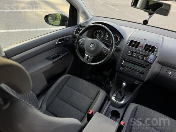 Melns Volkswagen Touran 2011 Jūrmala, ar dzinēja tilpumu 1.40 L un nobraukumu 205 tūkst. km par 6150 €, foto 9 vietnē AUTOMOTO.COM.LV