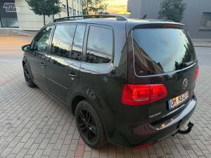 Melns Volkswagen Touran 2011 Mažeikiai, ar dzinēja tilpumu 1.60 L un nobraukumu 274 tūkst. km par 5350 €, foto 6 vietnē AUTOMOTO.COM.LV