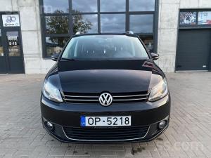 Melns Volkswagen Touran 2011 Cēsis, ar dzinēja tilpumu 1.60 L un nobraukumu 283 tūkst. km par 6600 €, foto 6 vietnē AUTOMOTO.COM.LV