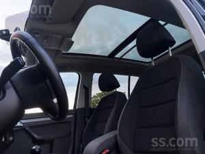 Melns Volkswagen Touran 2011 Cēsis, ar dzinēja tilpumu 1.60 L un nobraukumu 283 tūkst. km par 6600 €, foto 24 vietnē AUTOMOTO.COM.LV