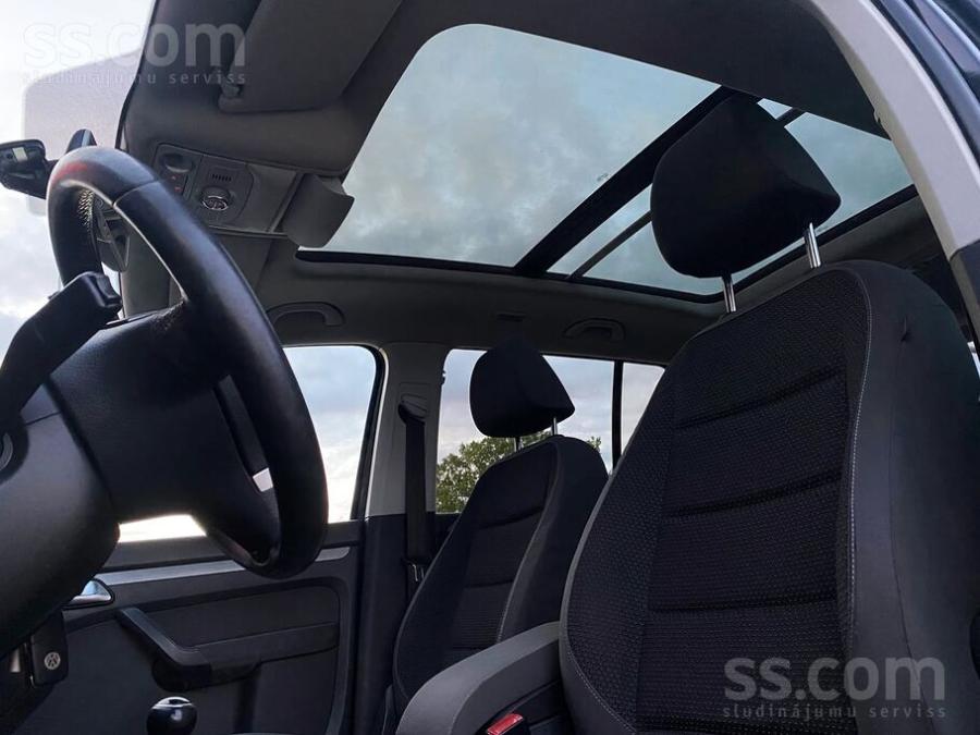 Melns Volkswagen Touran 2011 Cēsis, ar dzinēja tilpumu 1.60 L un nobraukumu 283 tūkst. km par 6600 €, foto 24 vietnē AUTOMOTO.COM.LV