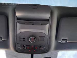 Melns Volkswagen Touran 2011 Cēsis, ar dzinēja tilpumu 1.60 L un nobraukumu 283 tūkst. km par 6600 €, foto 25 vietnē AUTOMOTO.COM.LV