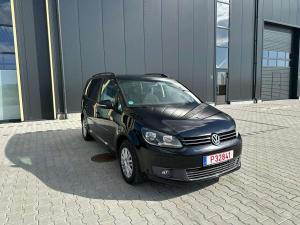 Melns Volkswagen Touran 2011 Klaipėda, ar dzinēja tilpumu 1.60 L un nobraukumu 289 tūkst. km par 4990 €, foto 12 vietnē AUTOMOTO.COM.LV