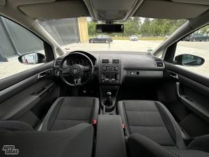 Black Volkswagen Touran 2011 in Klaipeda, with an engine capacity of 1.60 L and mileage of 289 thousand km for 5000 €, photo 7 on AUTOMOTO.COM.LV