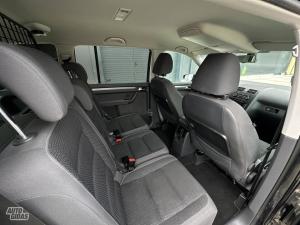 Black Volkswagen Touran 2011 in Klaipeda, with an engine capacity of 1.60 L and mileage of 289 thousand km for 5000 €, photo 8 on AUTOMOTO.COM.LV