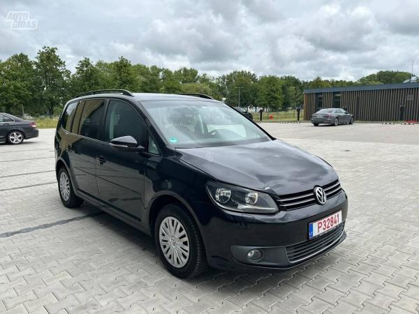 Melns Volkswagen Touran 2011 Klaipėda, ar dzinēja tilpumu 1.60 L un nobraukumu 289 tūkst. km par 5000 €, foto 5 vietnē AUTOMOTO.COM.LV