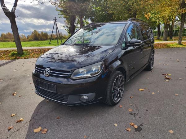 Melns Volkswagen Touran 2011 Kelmė, ar dzinēja tilpumu 2.00 L un nobraukumu 314 tūkst. km par 4850 €, foto 1 vietnē AUTOMOTO.COM.LV
