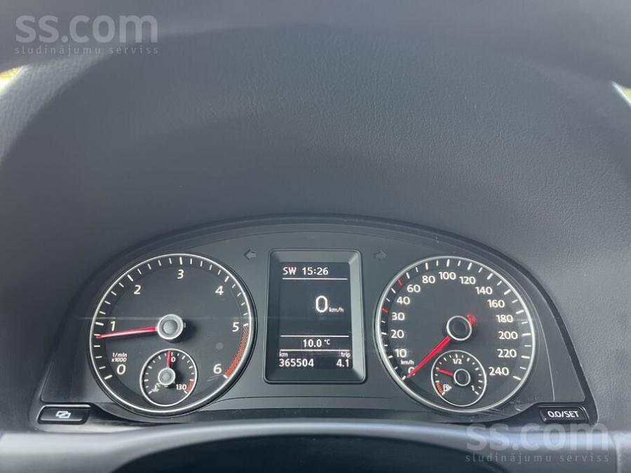 Black Volkswagen Touran 2011 in Bauska, with an engine capacity of 1.60 L and mileage of 0 thousand km for 4900 €, photo 35 on AUTOMOTO.COM.LV
