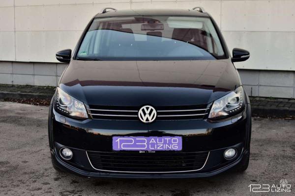 Black Volkswagen Touran 2012 in Kretinga, with an engine capacity of 2.00 L and mileage of 201 thousand km for 7250 €, photo 2 on AUTOMOTO.COM.LV