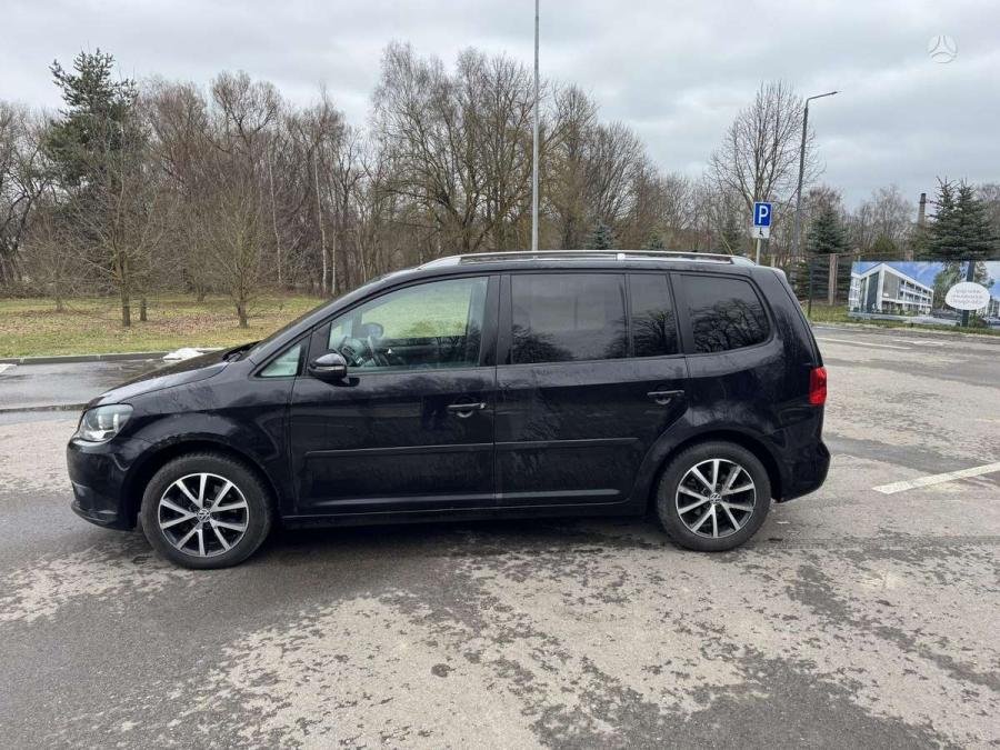 Melns Volkswagen Touran 2012 Ukmergė, ar dzinēja tilpumu 1.60 L un nobraukumu 363 tūkst. km par 3800 €, foto 6 vietnē AUTOMOTO.COM.LV