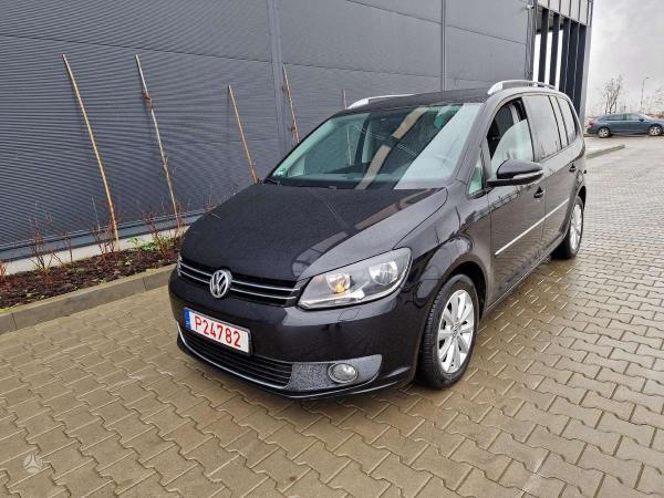 Melns Volkswagen Touran 2012 Viļņa, ar dzinēja tilpumu 1.97 L un nobraukumu 226 tūkst. km par 6599 €, foto 1 vietnē AUTOMOTO.COM.LV