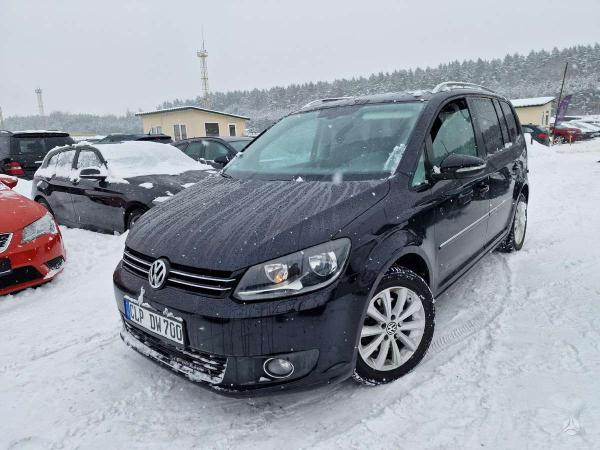 Melns Volkswagen Touran 2012 Viļņa, ar dzinēja tilpumu 1.97 L un nobraukumu 227 tūkst. km par 6399 €, foto 1 vietnē AUTOMOTO.COM.LV