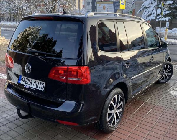 Melns Volkswagen Touran 2012 Marijampole, ar dzinēja tilpumu 1.97 L un nobraukumu 296 tūkst. km par 6750 €, foto 11 vietnē AUTOMOTO.COM.LV